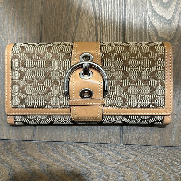 Coach | Bags | Vintage Authentic Coach Wallet | Poshmark